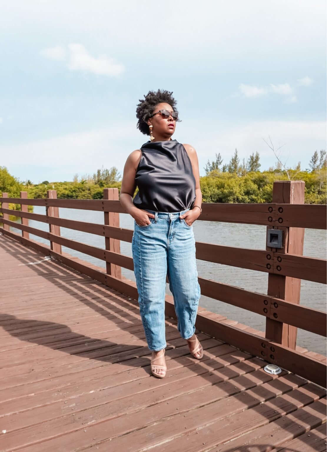 How To Wear Barrel Leg Jeans 5 Different Ways | This Bahamian Gyal