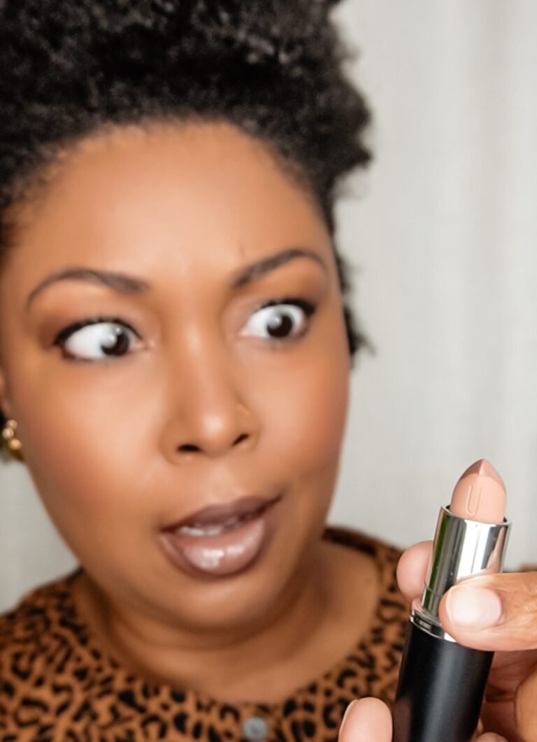 MAC Acting Natural Matte Lipstick Review: Love It Or Hate It? | This ...